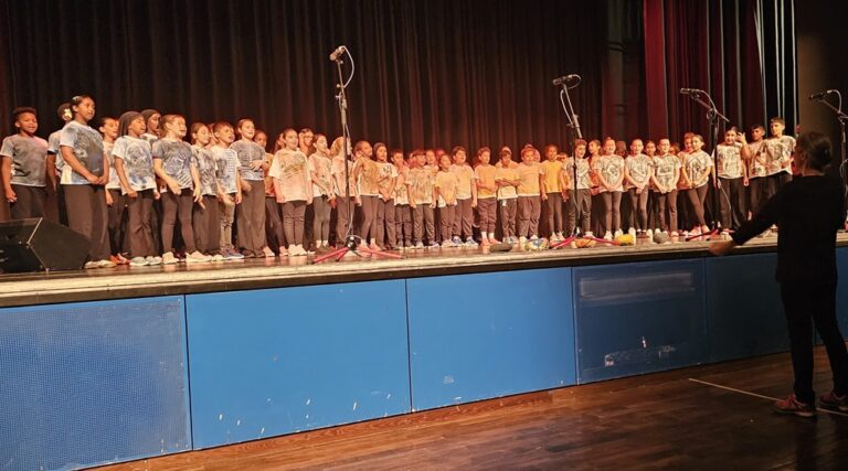 Musical der Albrecht-Dürer-Schule – „Jeder braucht einen andern ...